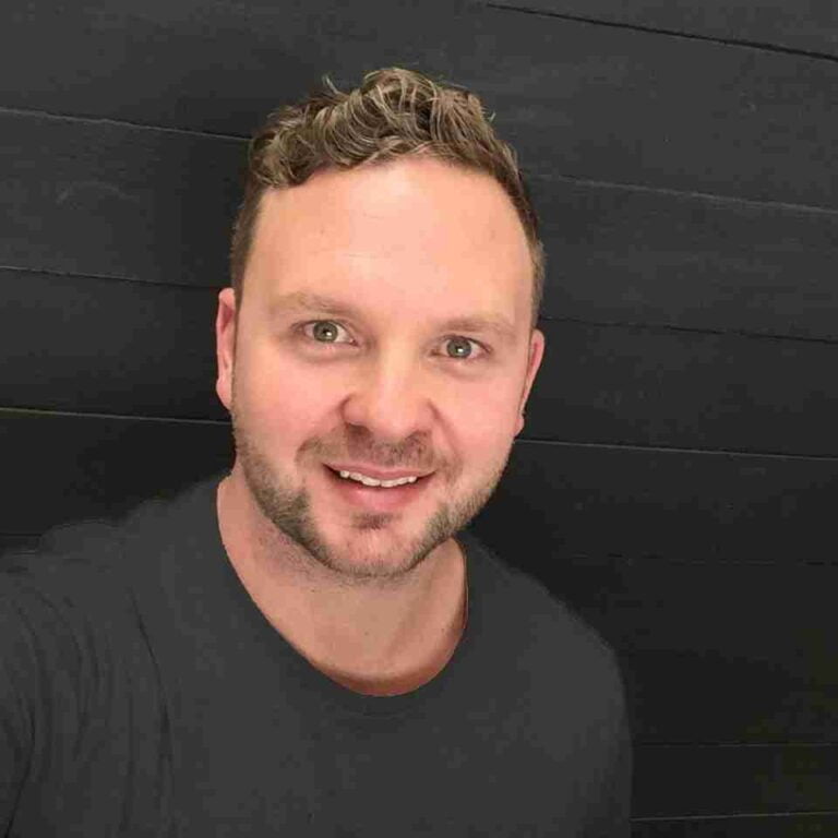 The way to an Ultramarathon finish line is through your stomach ...